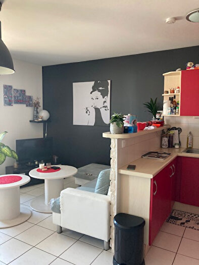 Appartement à louer - Mondeville - 2 pièces - 1 chambre