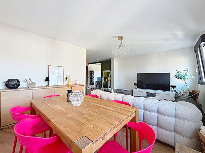 Laval, Hilard - Appartement 4 pièces à vendre