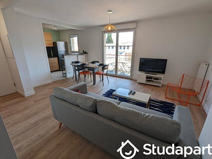 Appartement à louer - Centre Ouest, Trappes - 1 pièce - 3 chambres