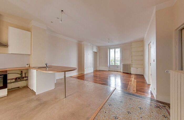 Appartement 3 pièces à Grenoble, Championnet, à vendre
