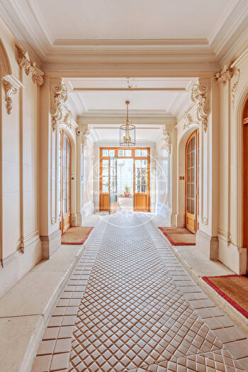 Appartement à vendre - Paris e , Champ de Mars - 3 pièces - 2 chambres