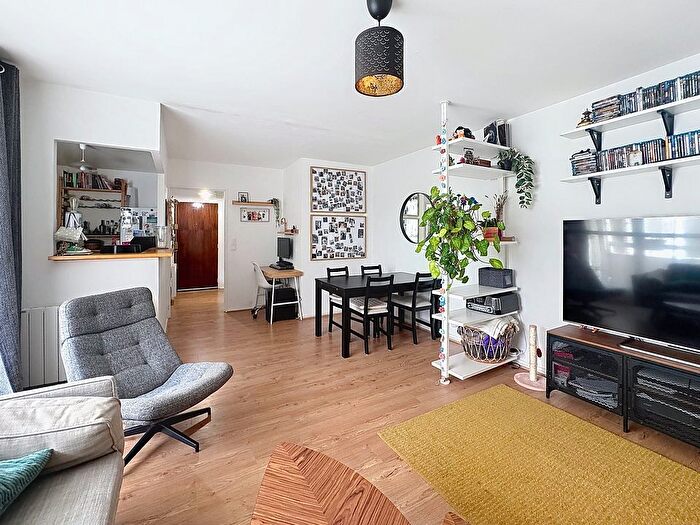 Appartement à vendre - Athis-Mons, Centre-ville - 3 pièces - 2 chambres