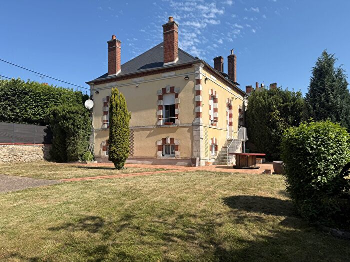 Maison à vendre - Gien, Nord - 7 pièces - 6 chambres