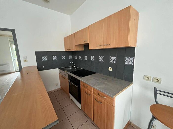 Appartement à louer - Centre-Halles Carnot, Limoges - 2 pièces - 1 chambre