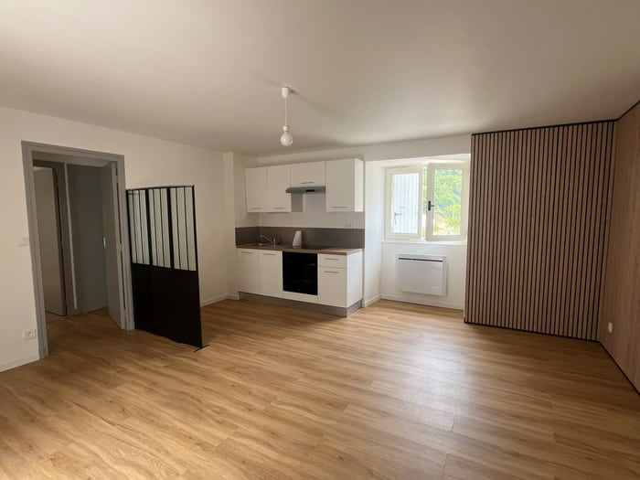 Maison 3 pièces à Lamastre, à louer