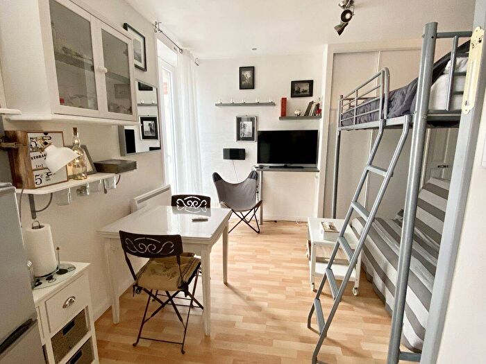 Appartement 1 pièce à Centre Ville, La Rochelle, à louer