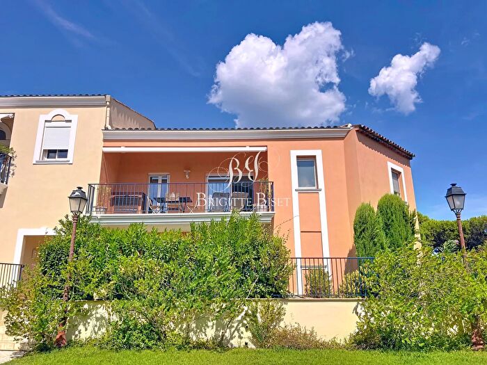 Appartement à vendre - Sainte-Maxime, Saquèdes, Quilladou, Garonnette, Golfe - 5 pièces - 4 chambres