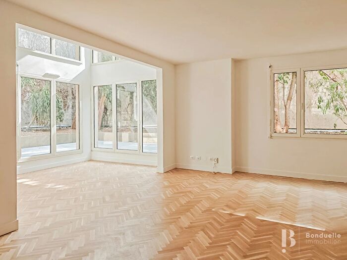 Appartement 5 pièces à Paris 11ème, Belleville, Saint-Maur, à louer