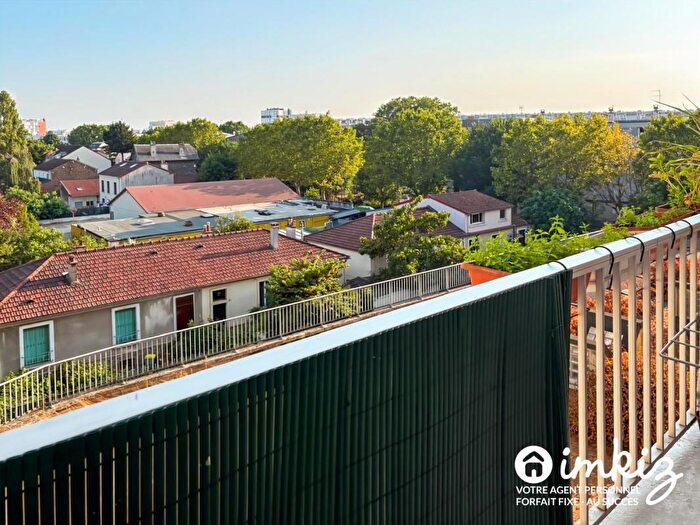 Appartement 4 pièces à vendre - Villeneuve-la-Garenne, Centre-ville