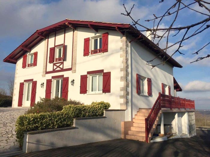 Maison 7 pièces à louer à Bidache