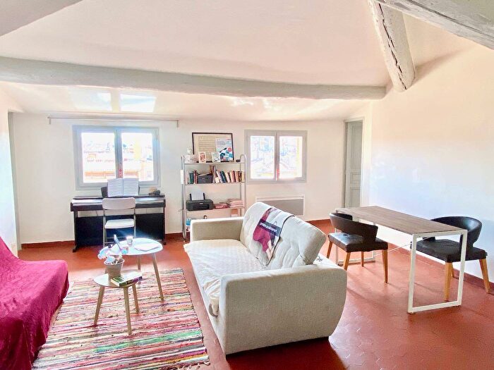 Centre Ville, Aix-en-Provence - Appartement 2 pièces à louer