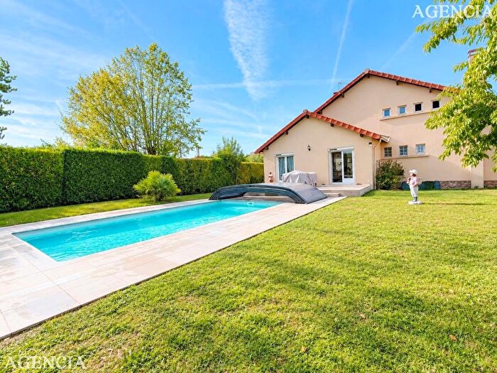 Ozoir-la-Ferrière - Maison 6 pièces à vendre