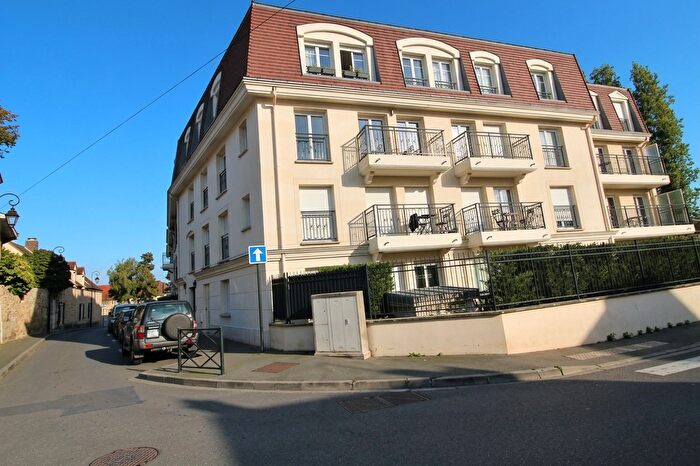 Appartement 1 pièce à vendre - Les Clayes-sous-Bois, Centre-ville