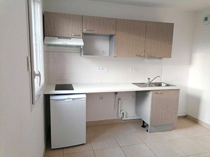 Appartement 2 pièces à Centre Ville, Mennecy, à louer