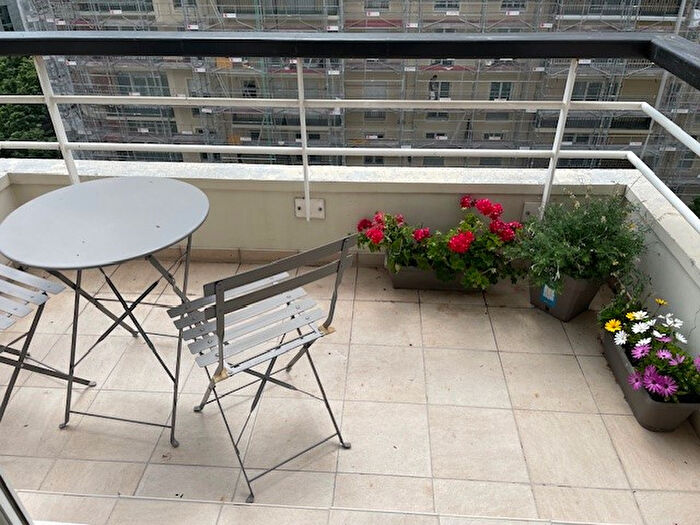 Appartement à louer - Courbevoie, Faubourg de lArche - 1 pièce