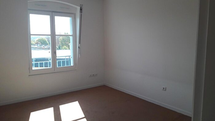 Appartement à louer - Saint-Germain-en-Laye, Centre-ville, Quartiers forestiers - 1 pièce