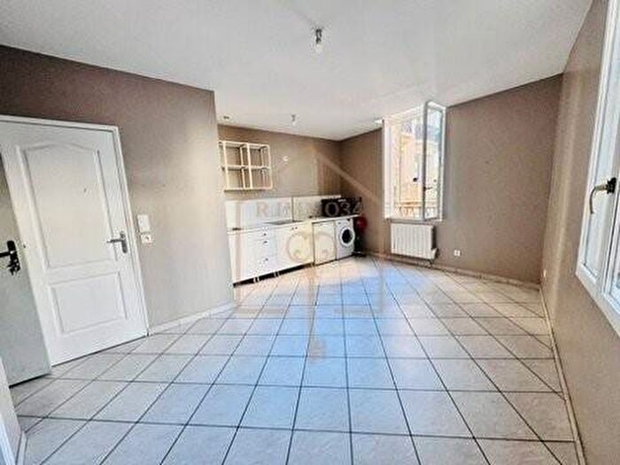 Appartement à louer - Ancien Hôpital, Béziers - 2 pièces - 1 chambre