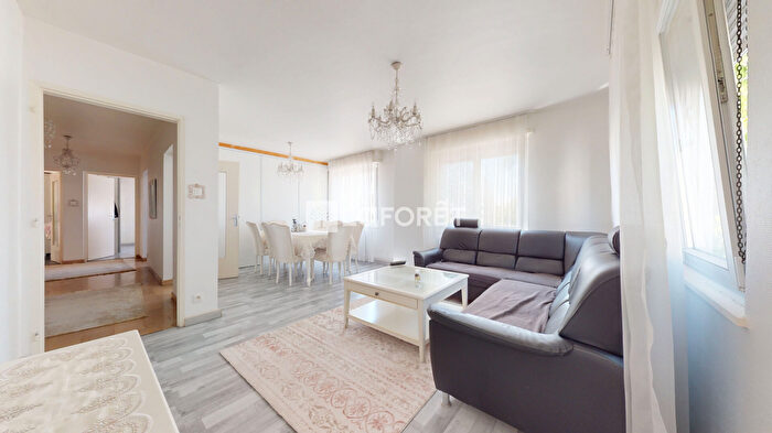 Appartement à vendre - Strasbourg, Cronenbourg - 4 pièces - 2 chambres