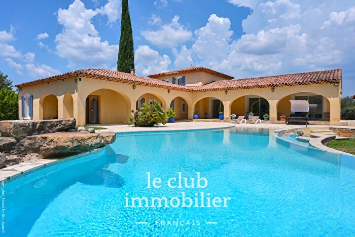 Maison à vendre - Peynier - 13 pièces - 9 chambres