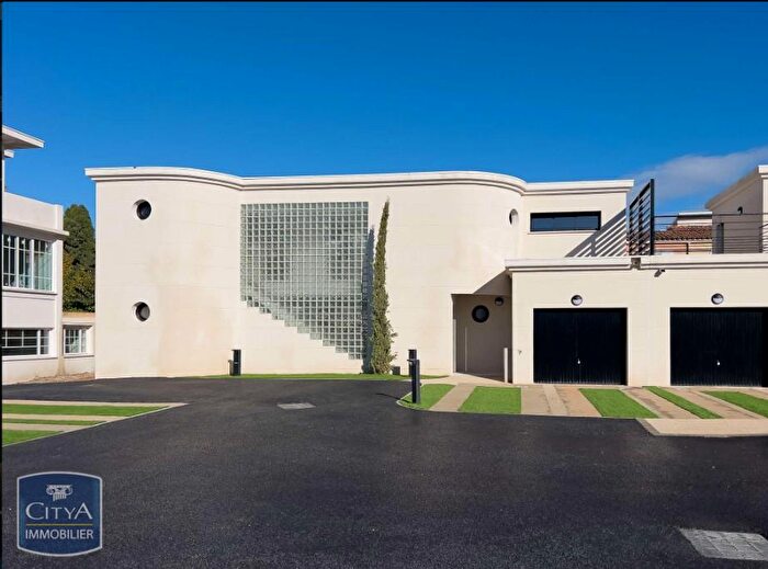 Maison à vendre - Salon-de-Provence, Canourgues - 4 pièces - 3 chambres