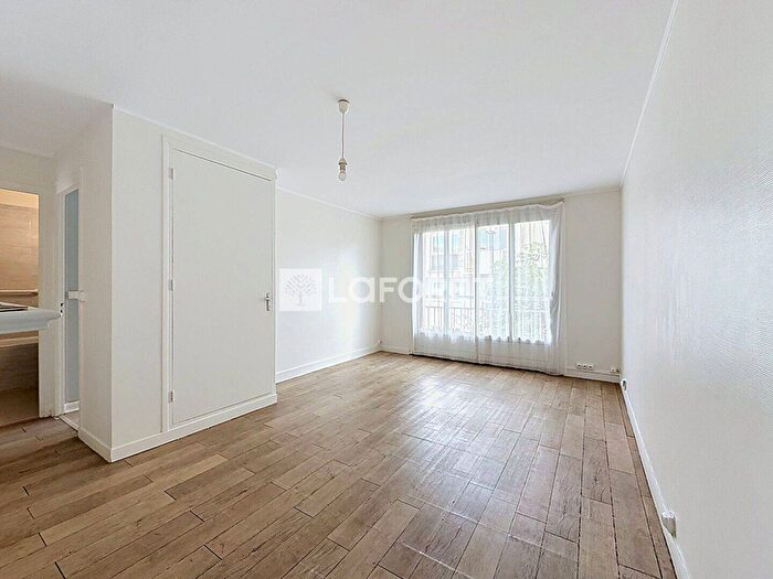 Hôtel de Ville, Courbevoie - Appartement 3 pièces à louer