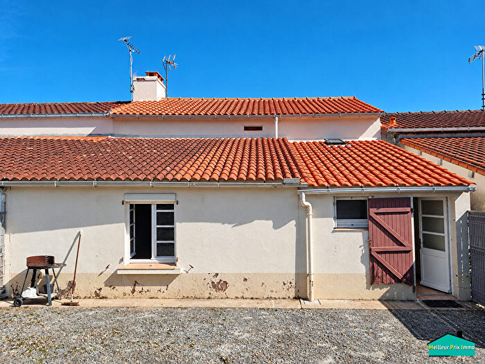 Maison 4 pièces à vendre - Saint-Étienne-de-Mer-Morte