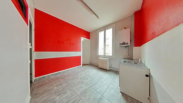 Appartement 1 pièce à Saint-Étienne, Jacquard, Préfecture, à louer