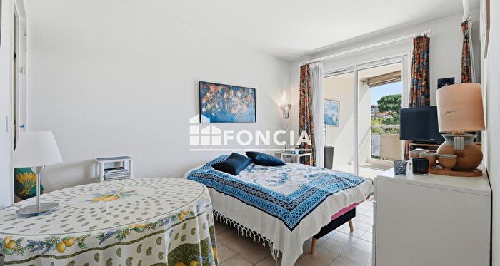 Cagnes-sur-Mer, Le Cros de Cagnes, Les Vespins - Appartement 1 pièce à vendre