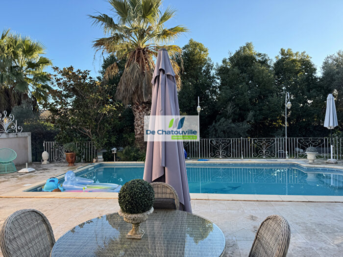 Maison à vendre - Cuers - 5 pièces - 3 chambres