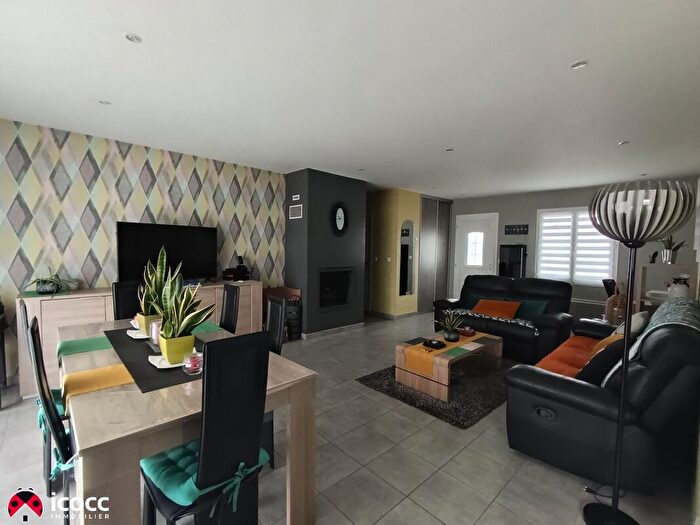 Maison à vendre - La Réorthe - 4 pièces - 3 chambres