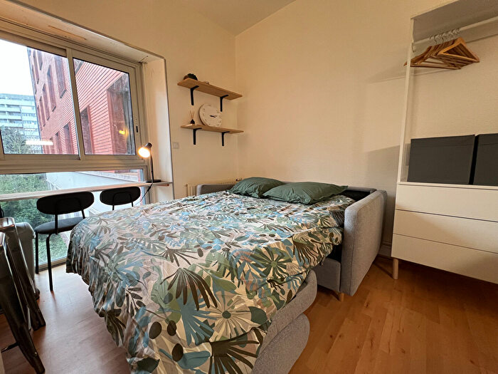 Appartement à louer - Quartiers Ouest, Bourg lEvesque - 1 pièce