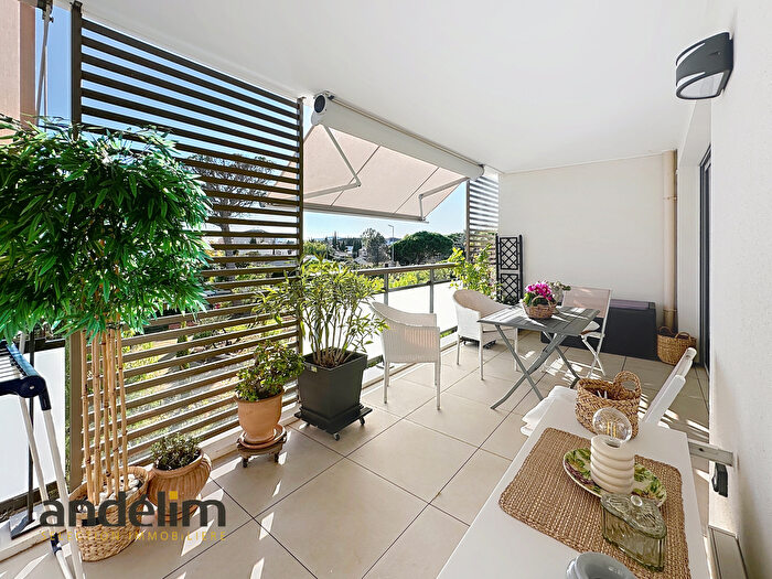 Appartement à vendre - Saint-Raphaël, Centre-ville - 3 pièces - 2 chambres