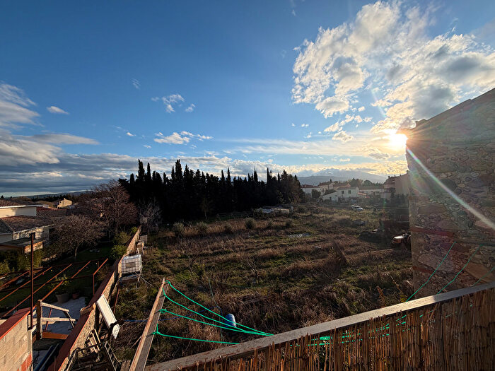 Maison à louer - Néfiach - 4 pièces - 3 chambres
