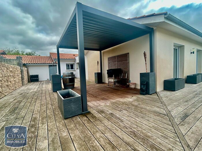 Maison à vendre - Virsac - 4 pièces - 3 chambres