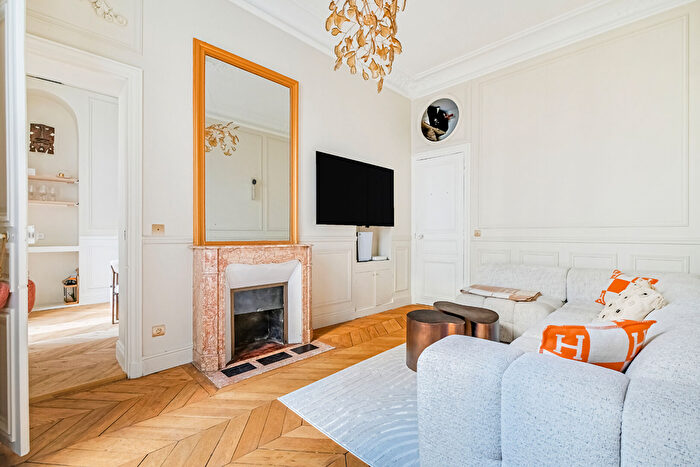 Paris 8ème, Monceau, Malesherbes : Appartement 3 pièces à vendre