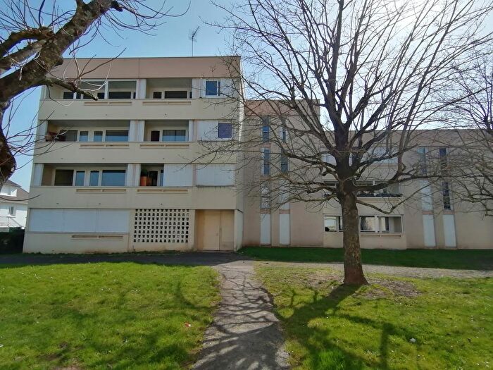 Appartement à vendre - Longueil-Annel - 3 pièces - 2 chambres