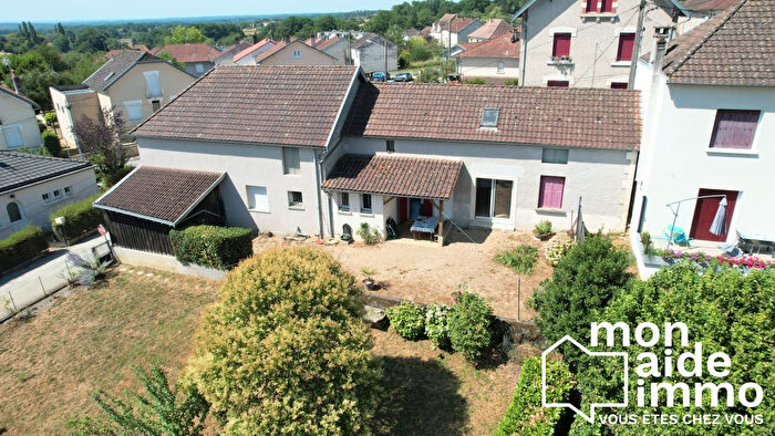 Maison à vendre - Thiviers - 4 pièces - 3 chambres
