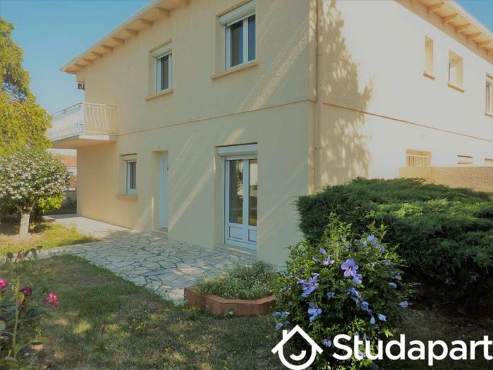 Ouest, Aytré : Appartement 1 pièce à louer