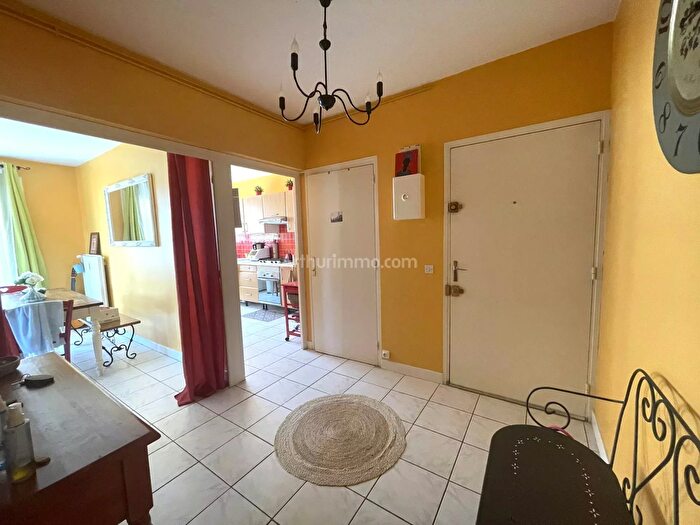 Corbelin : Appartement 3 pièces à vendre