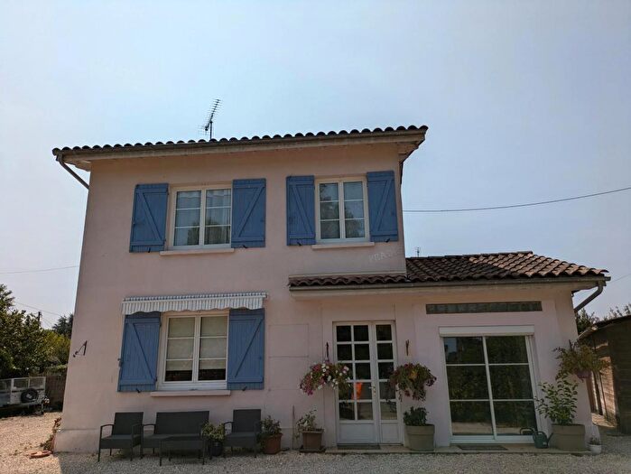 Maisons à vendre et appartements à louer - 1
