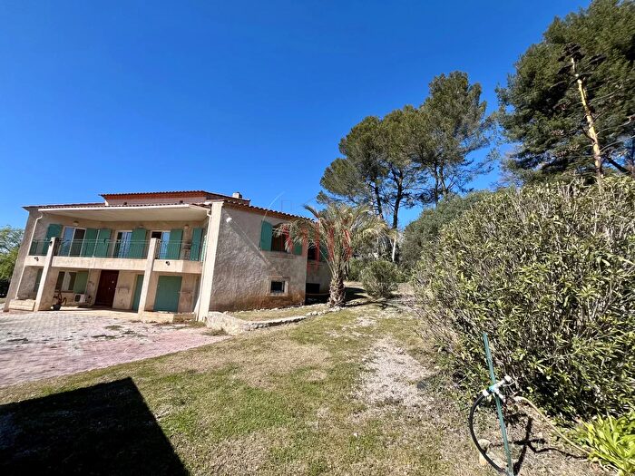 Maison à vendre - Aix-en-Provence, Les Milles - 8 pièces - 6 chambres