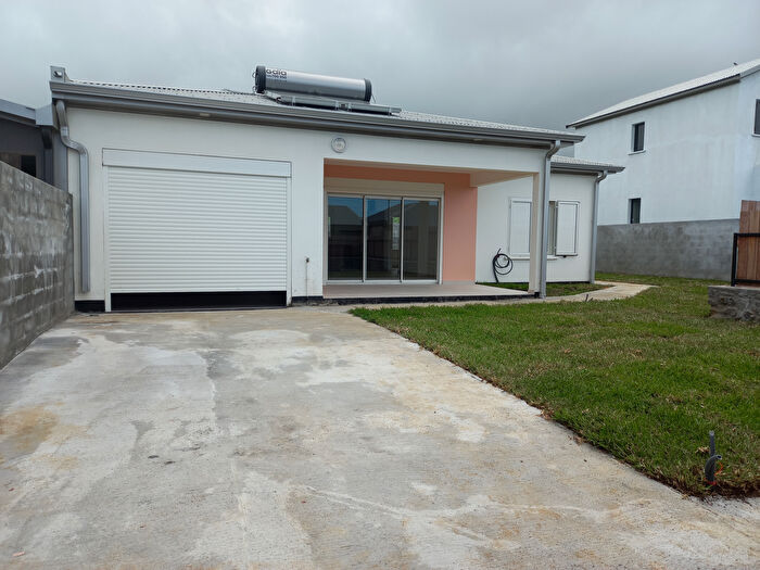 Maison à vendre - Sainte-Suzanne, Commune Bègue, Deux Rives - 4 pièces - 3 chambres