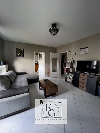 Appartement à vendre - Thionville, Saint-Pierre - 2 pièces - 1 chambre