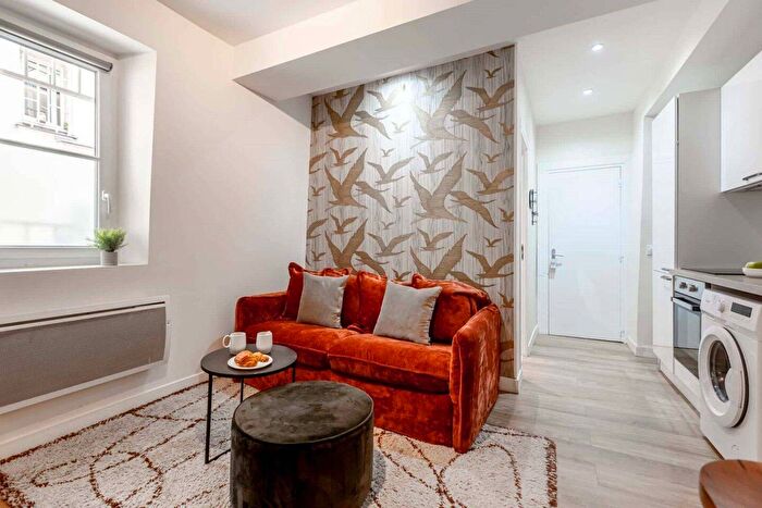 Appartement à louer - Arts et Métiers, Paris ème arrondissement - 3 pièces - 1 chambre