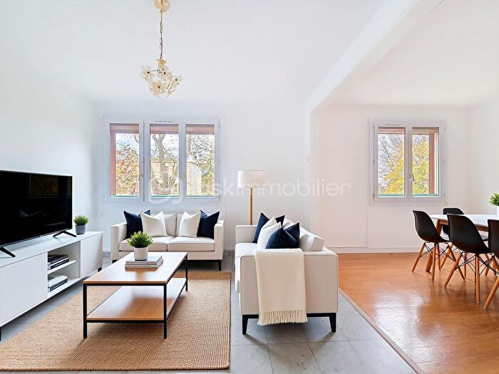 Appartement à vendre - Clichy-sous-Bois, Les Trois Châteaux - 5 pièces - 4 chambres