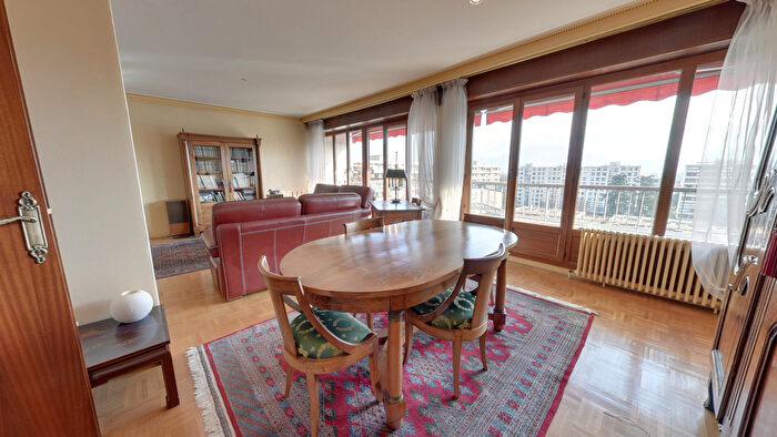 Appartement à vendre - Échirolles, Bayard, La Luire, Vicose, Comboire - 5 pièces - 3 chambres