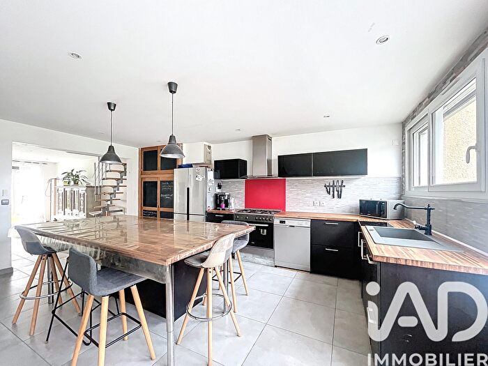 Maison à vendre - Dampierre-le-Château - 6 pièces - 5 chambres