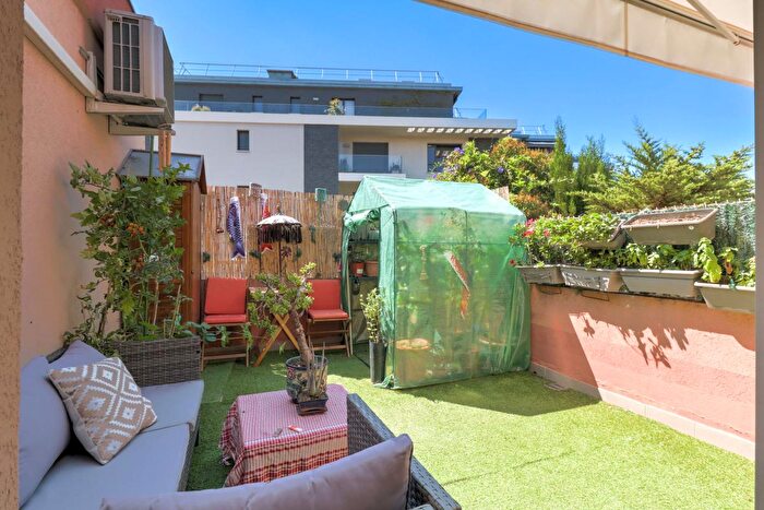 Saint-Laurent-du-Var, Bord de Mer, Port de Plaisance : Appartement 1 pièce à vendre