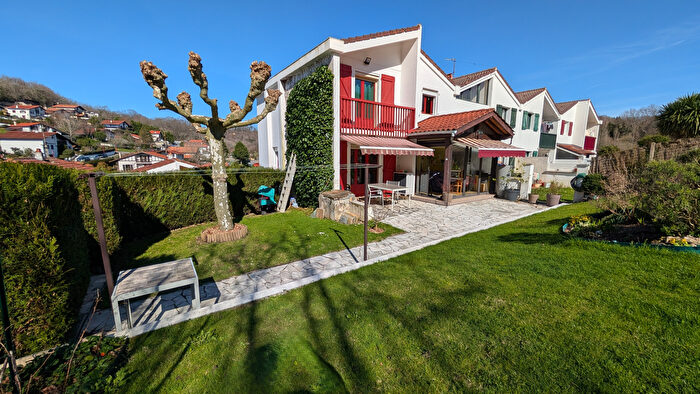 Maison à vendre - Urrugne - 7 pièces - 4 chambres