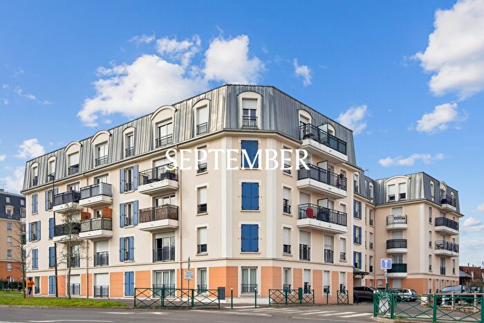 Appartement à vendre - Franconville, Hôtel de Ville - 4 pièces - 3 chambres